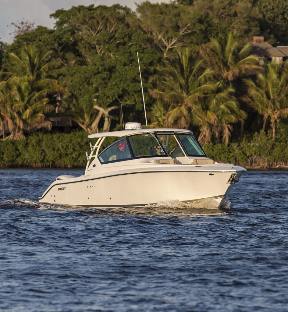The Perfect Dual Console - Boatmodo | The Best Gifts for Boaters